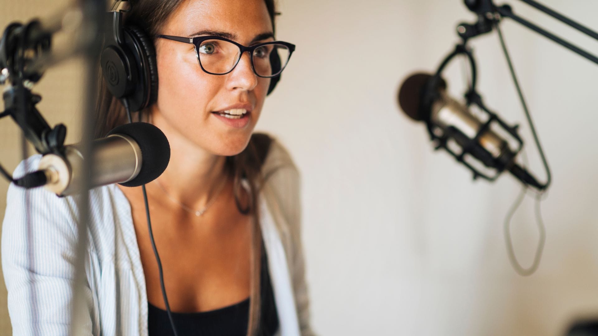 10 set-up tips for recording a podcast - Autumn Live